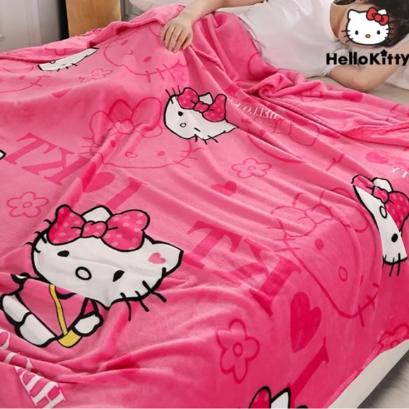 Hello Kitty | Bedding | Hello Kitty Plush Flannel Blanket | Poshmark